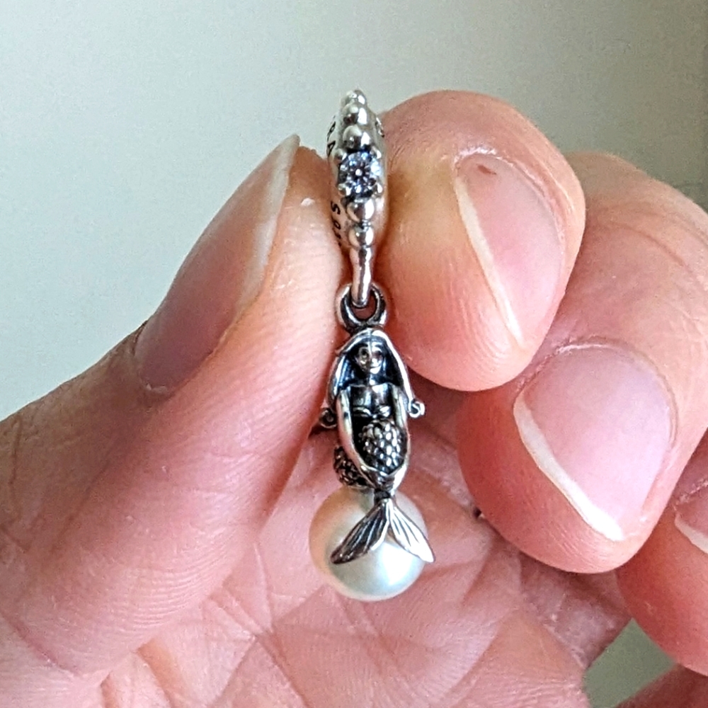 Pandora Disney The Little Mermaid Pearl Dangle Charm - Gem